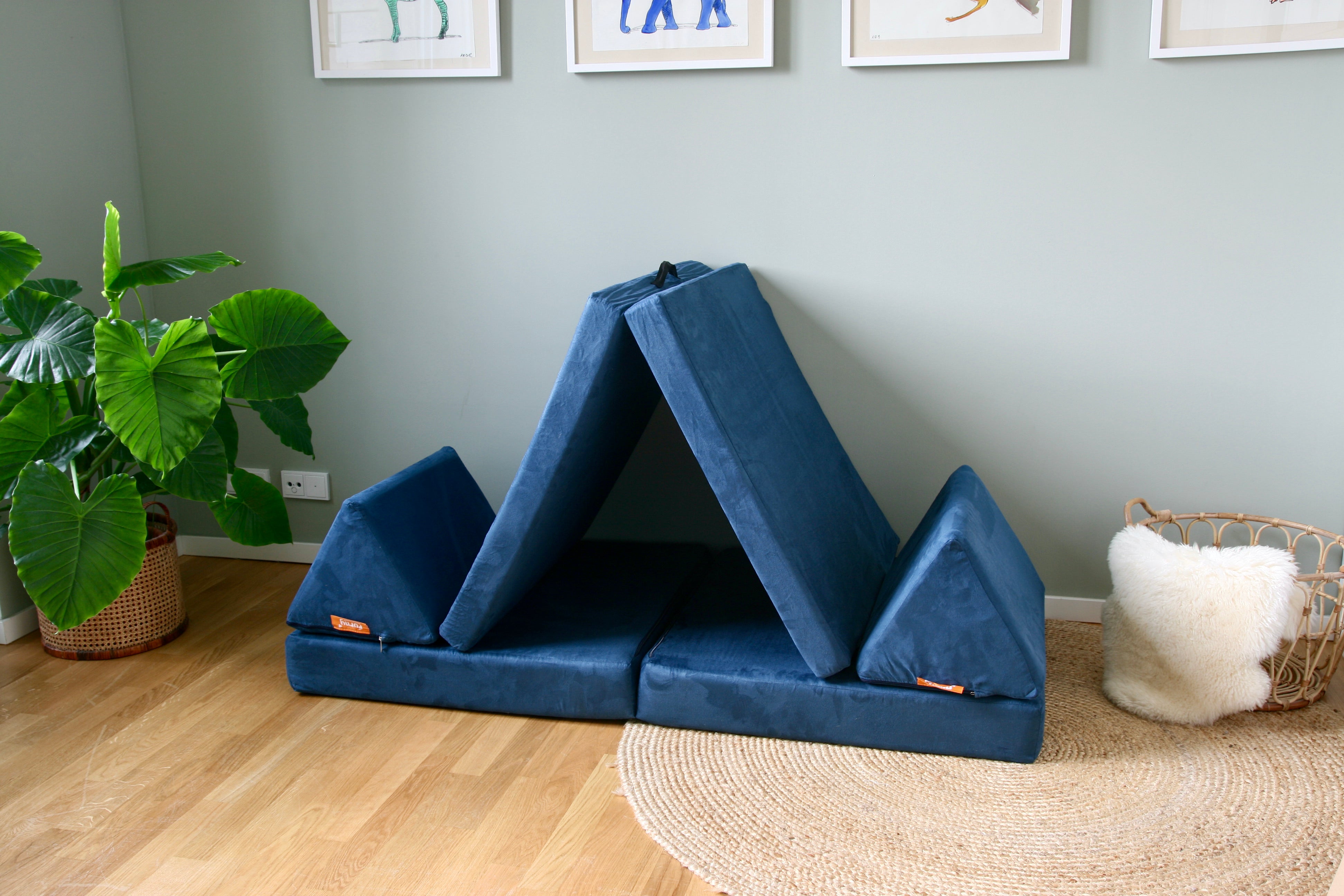 What actually is a play sofa? – Funzy